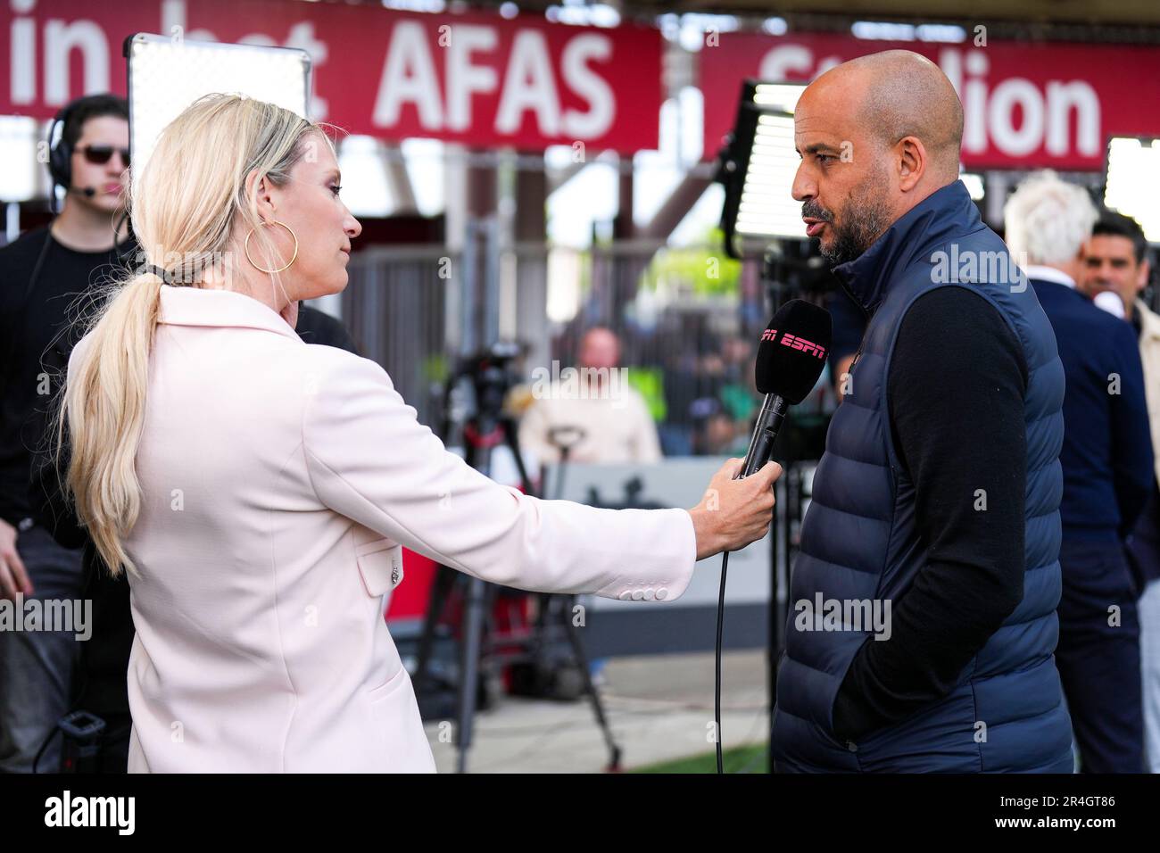 ALKMAAR - (lr) Helene Hendriks, AZ Alkmaar coach Pascal Jansen during ...