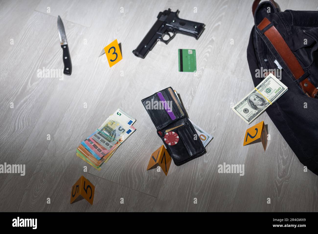 Crime scene investigation - numbering of evidences after the murdering ...