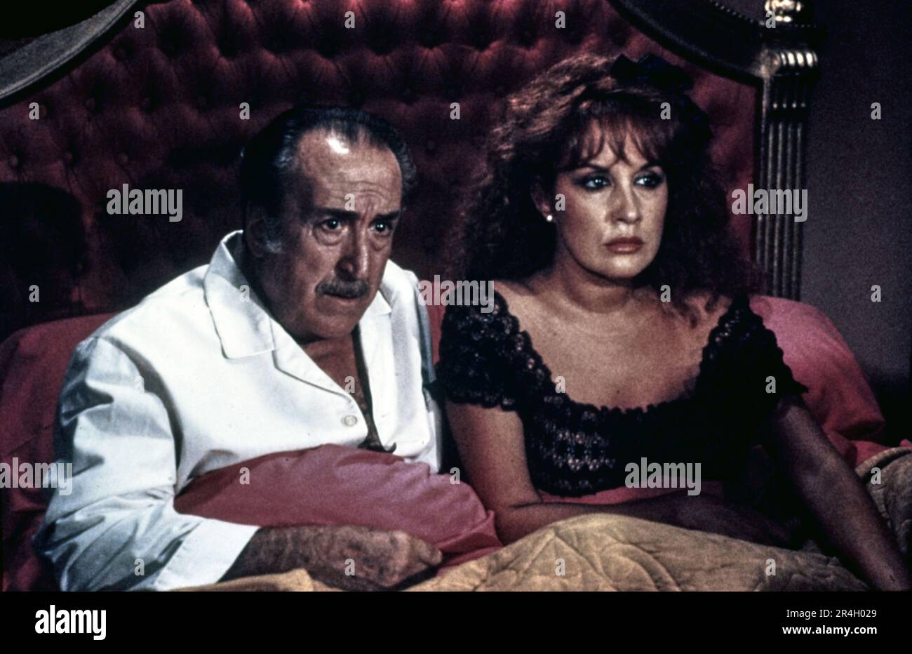 RAFAEL ALONSO and FREDA LORENTE in AMANECE, QUE NO ES POCO (1989 ...