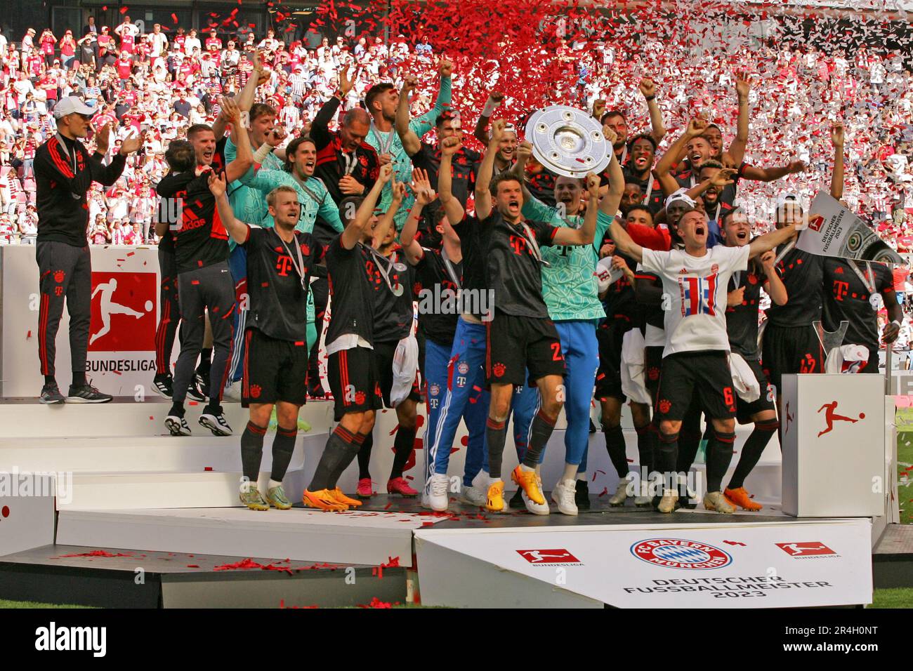 COLOGNE, KOELN, GERMANY, 27. May 2023; Meisterfeier, Schale ...