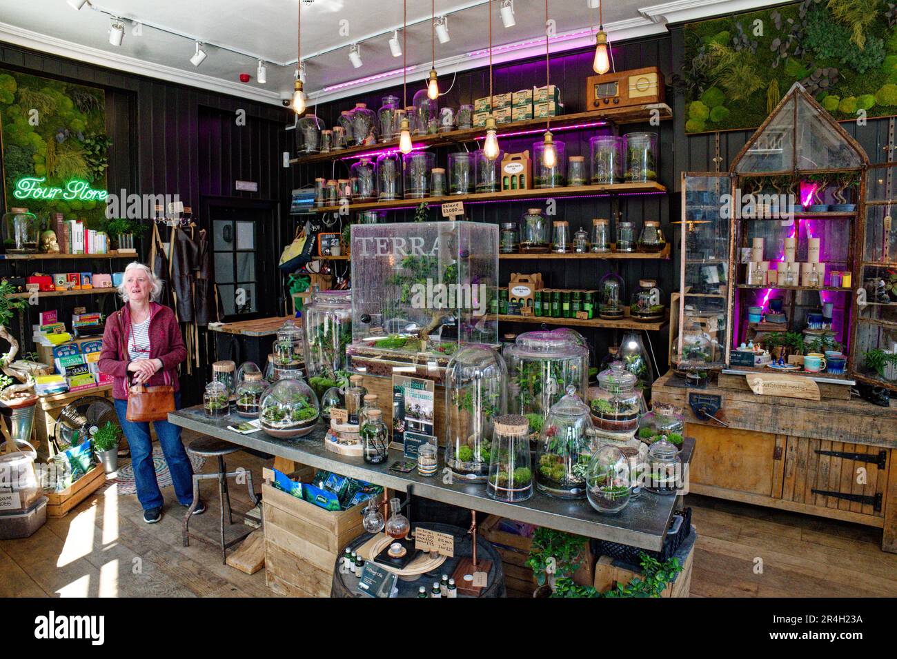 Chris mead hi-res stock photography and images - Alamy