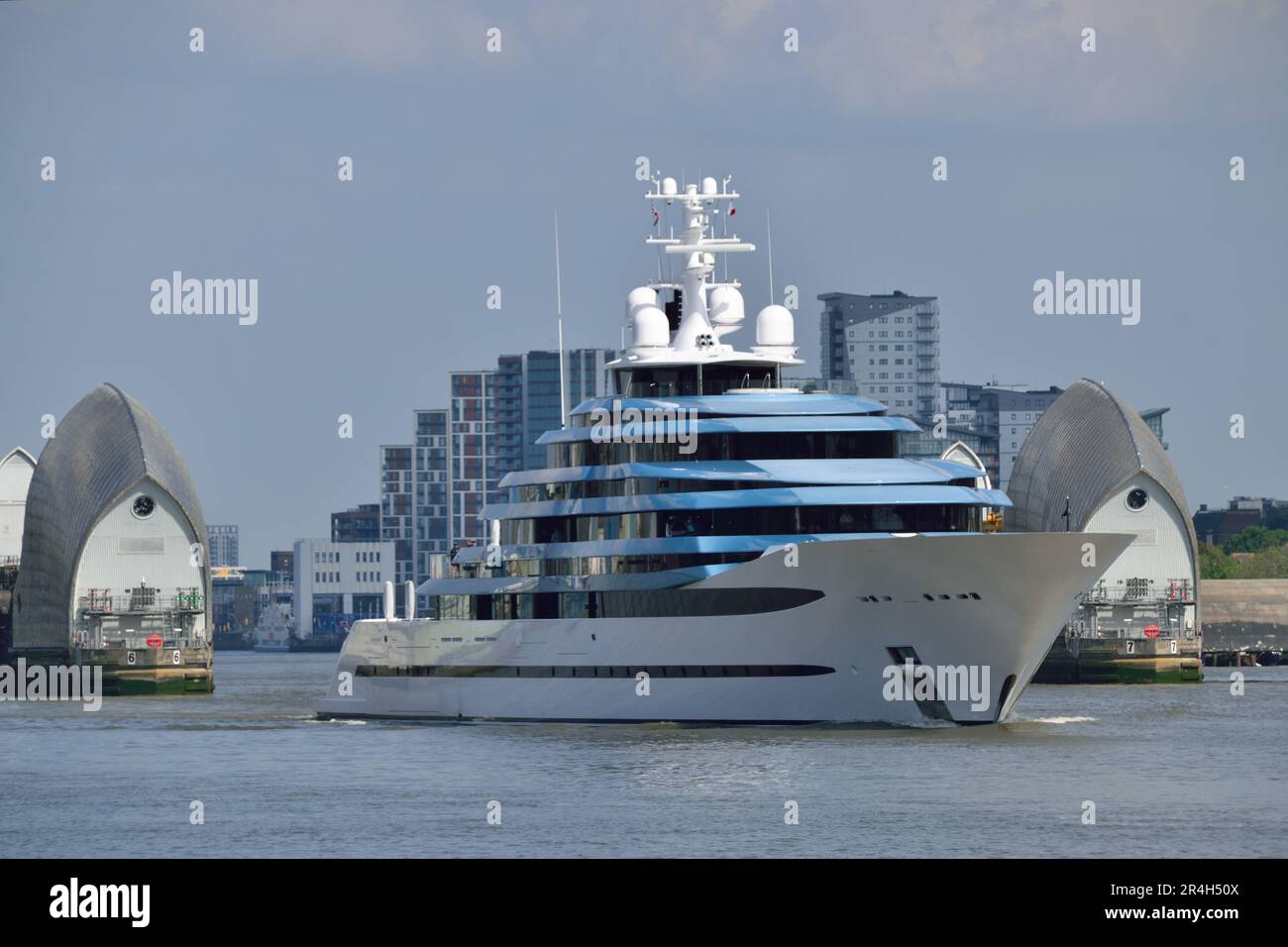 Superyacht KAOS, owned by Nancy Walton Laurie, seen on the River Thames ...