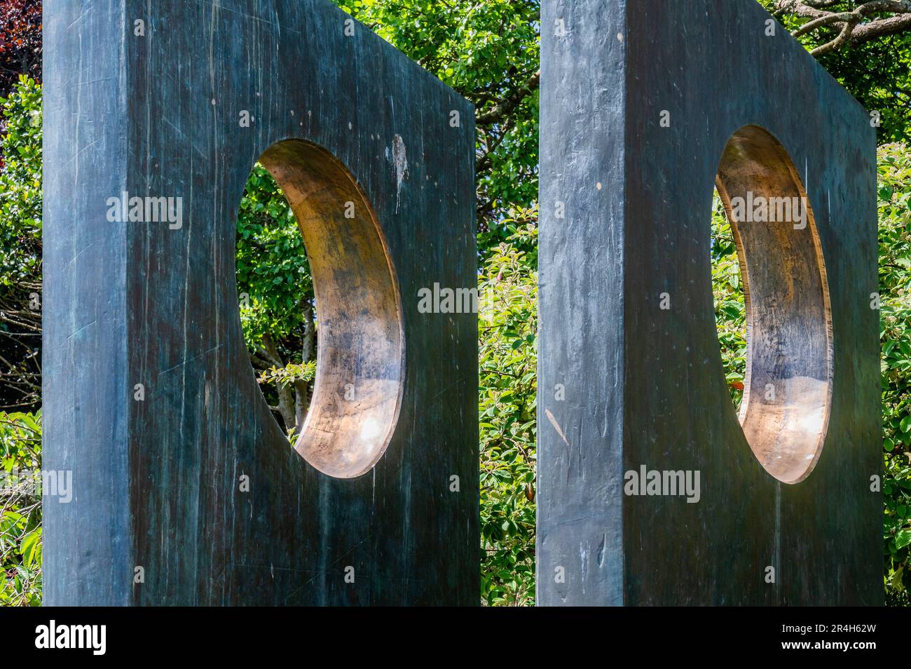 Four-Square (Walk Through) 1966. Bronze - The Barbara Hepworth Museum ...