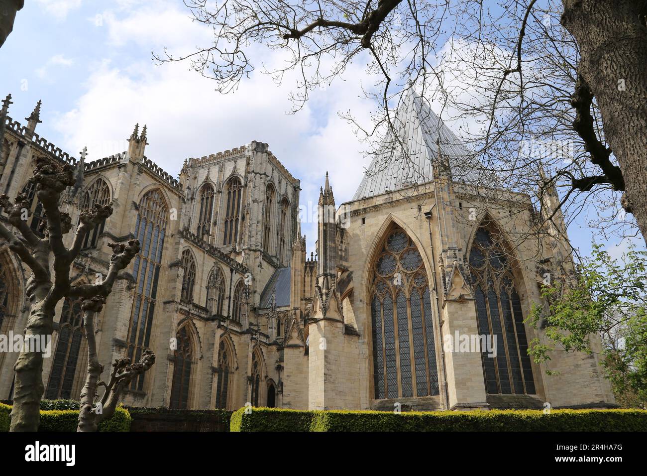 North facade and Chapter House, York Minster, Minster Yard, York, North ...