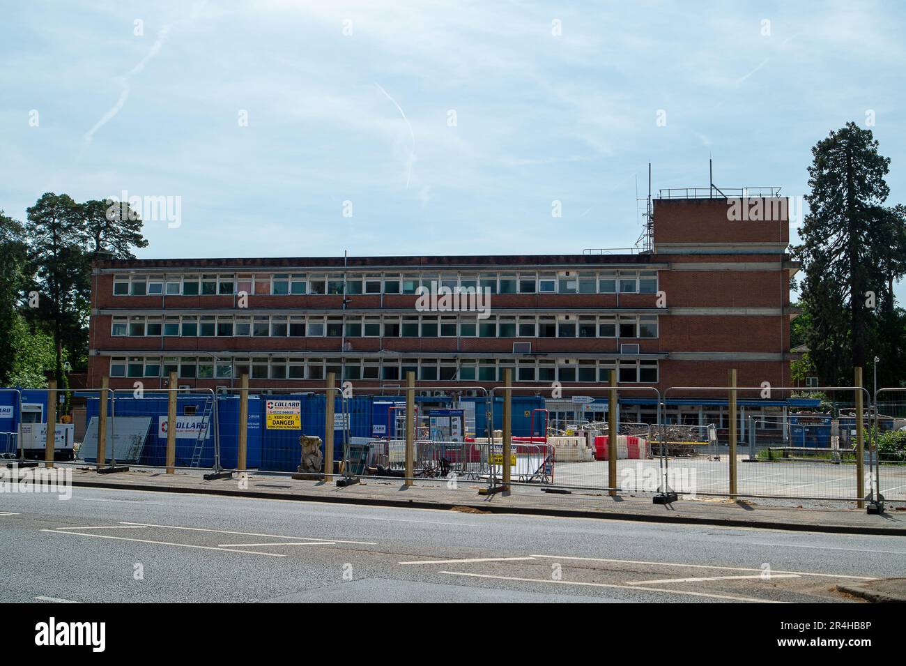 Ascot, Berkshire, UK. 28th May, 2023. The former Heatherwood Hospital ...