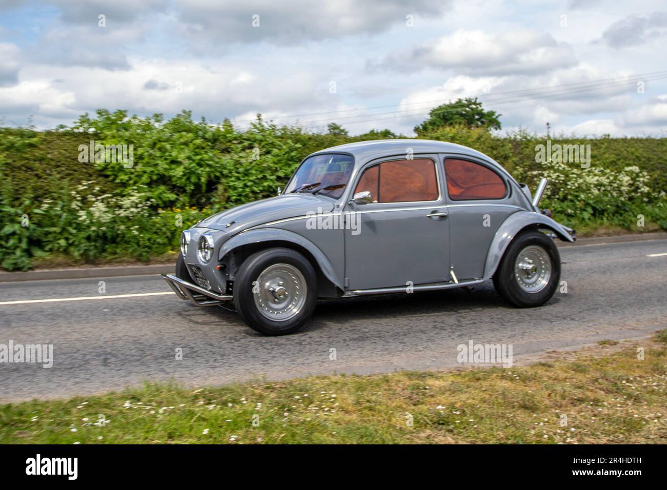 Classic volkswagen beetle volksrod hi-res stock photography and images - Alamy
