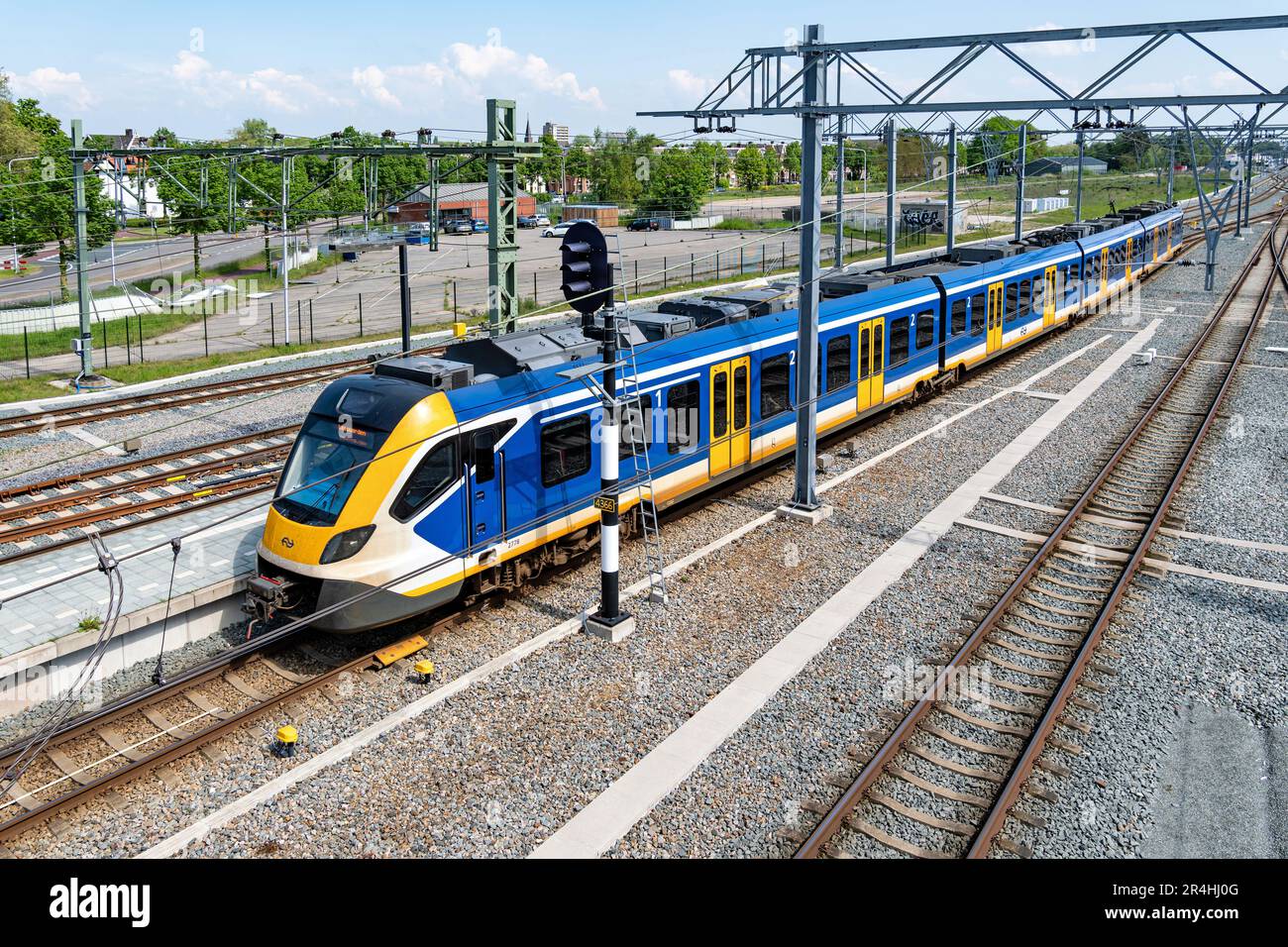 Nederlandse Spoorwegen CAF SNG train at Zwolle station Stock Photo - Alamy