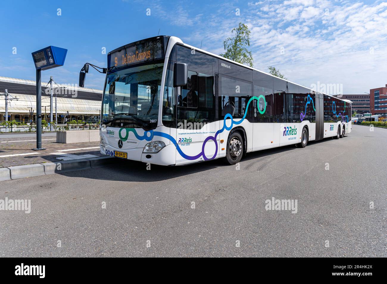 RRReis Mercedes-Benz CapaCity articulated bus at Zwolle Centraal bus ...