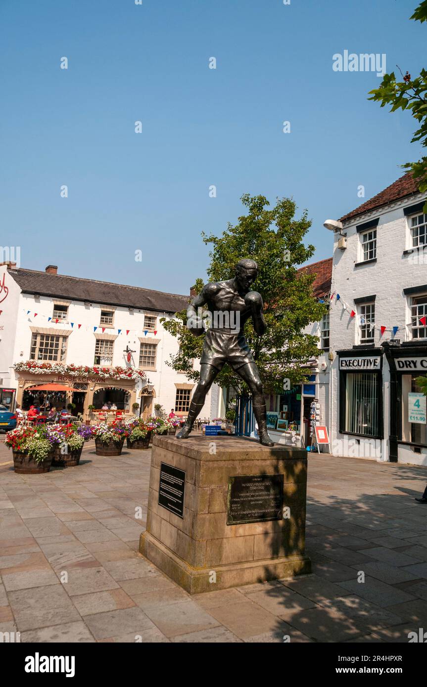 A statue of Randolph Turpin, a boxer who became Britain's first black ...