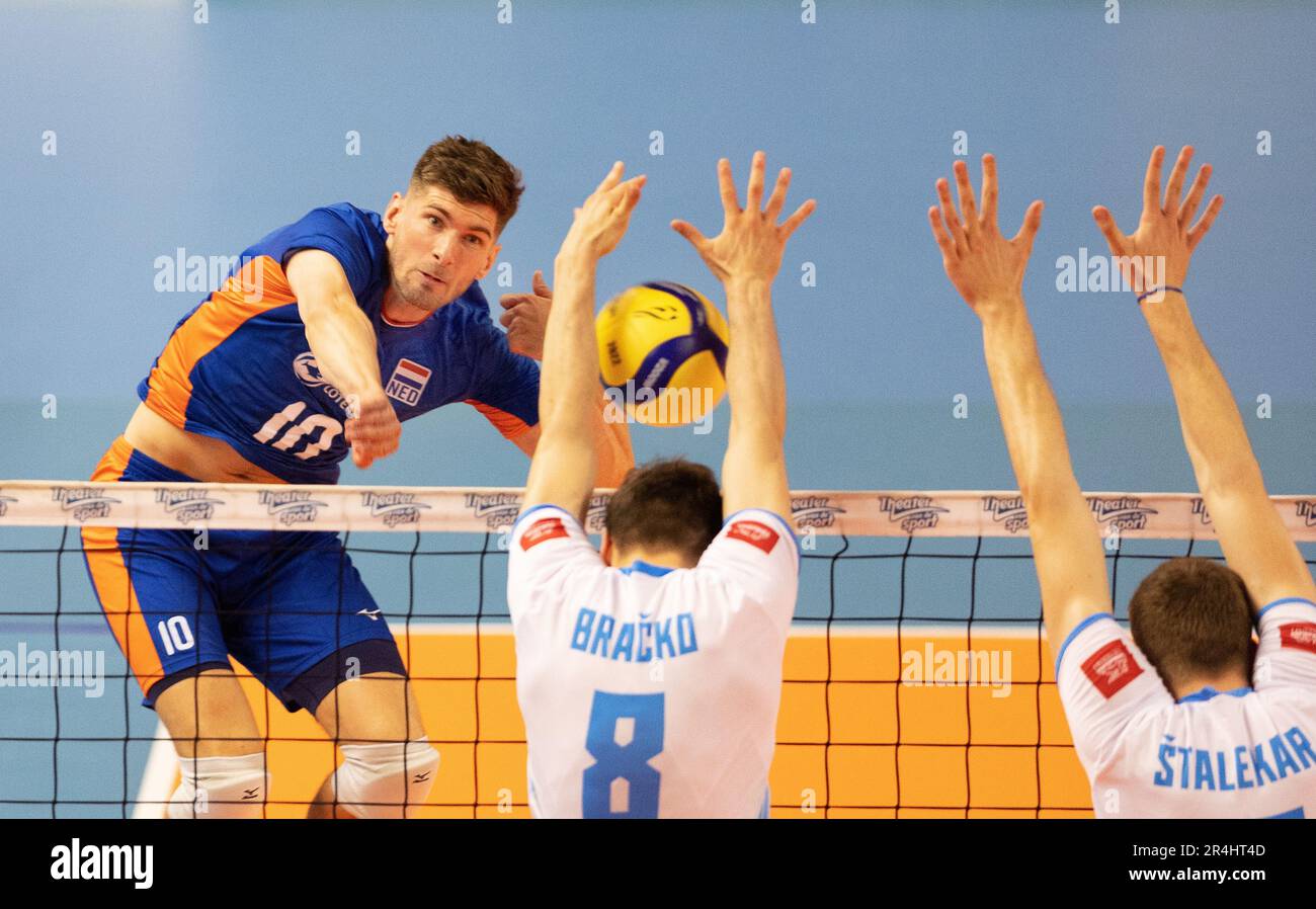 Teamnl volleyball players hi-res stock photography and images - Alamy