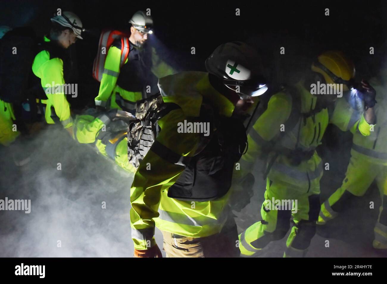 Evacuation of an injured person hi-res stock photography and images - Alamy