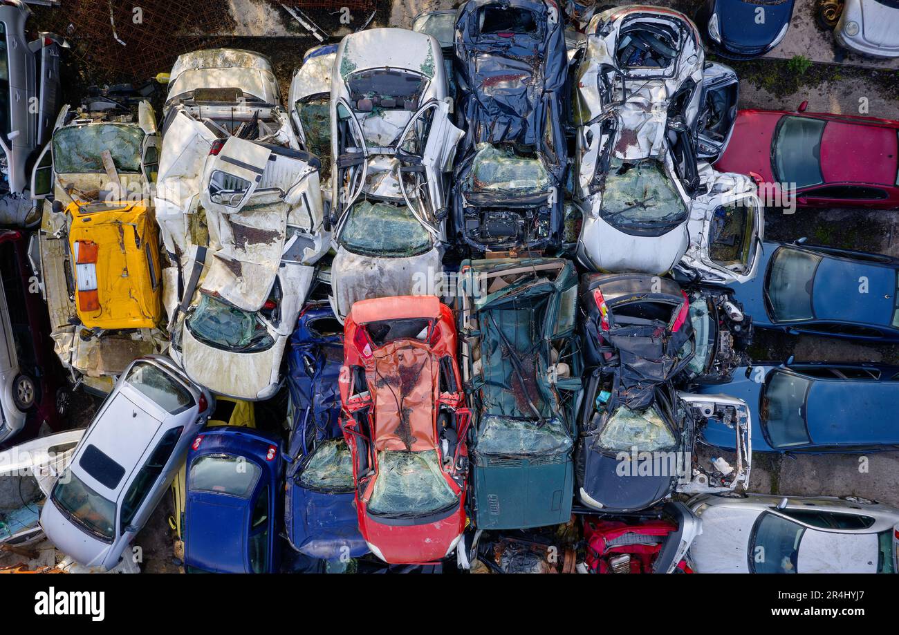 Car compound for scrap metal recycling viewed from above Stock Photo ...