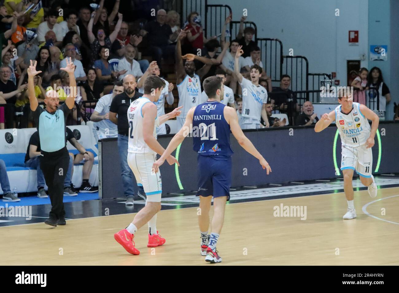 Fortitudo flats service bologna hi-res stock photography and images - Alamy