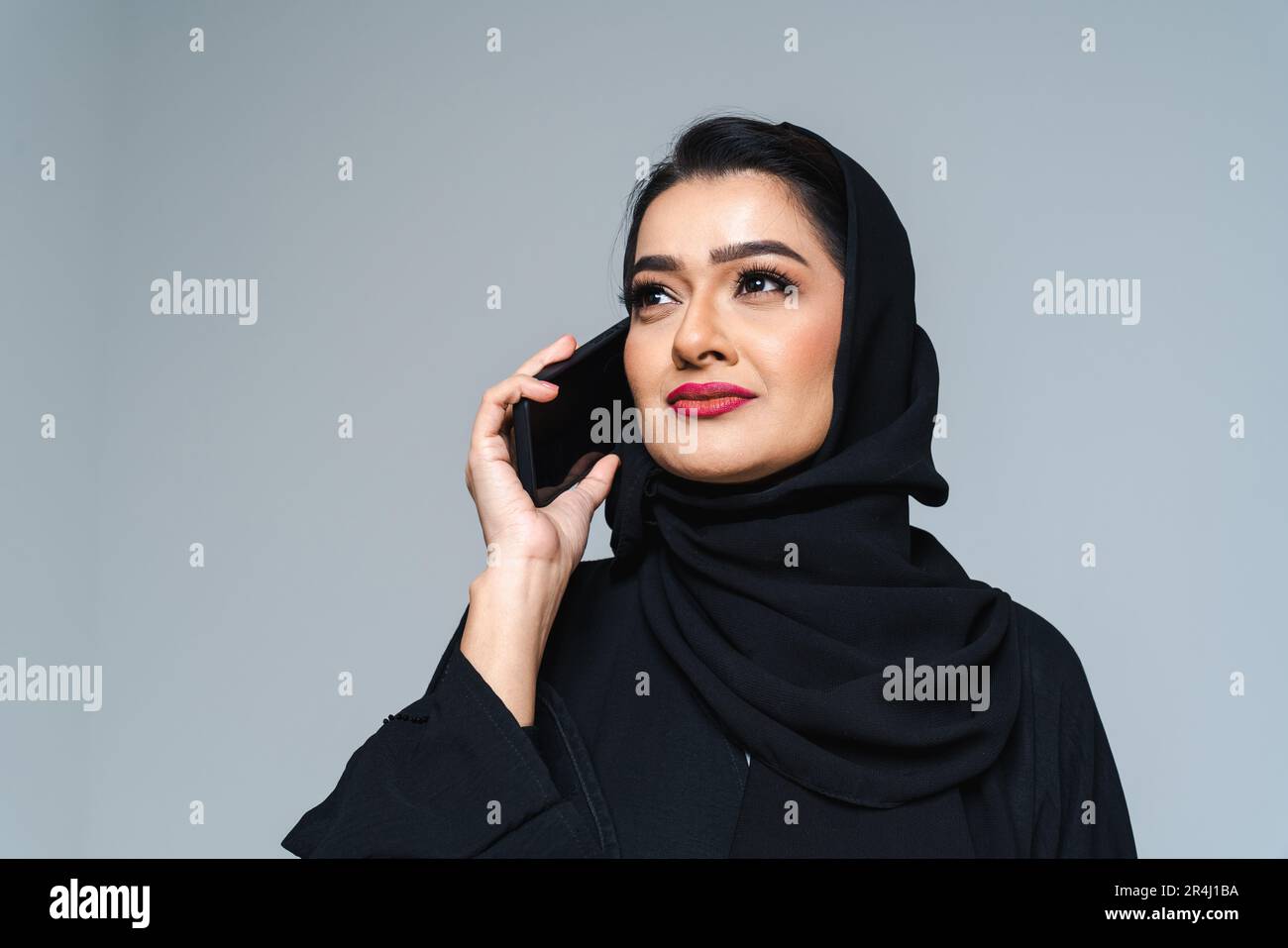 Beautiful arab middle-eastern woman with traditional abaya dress in ...