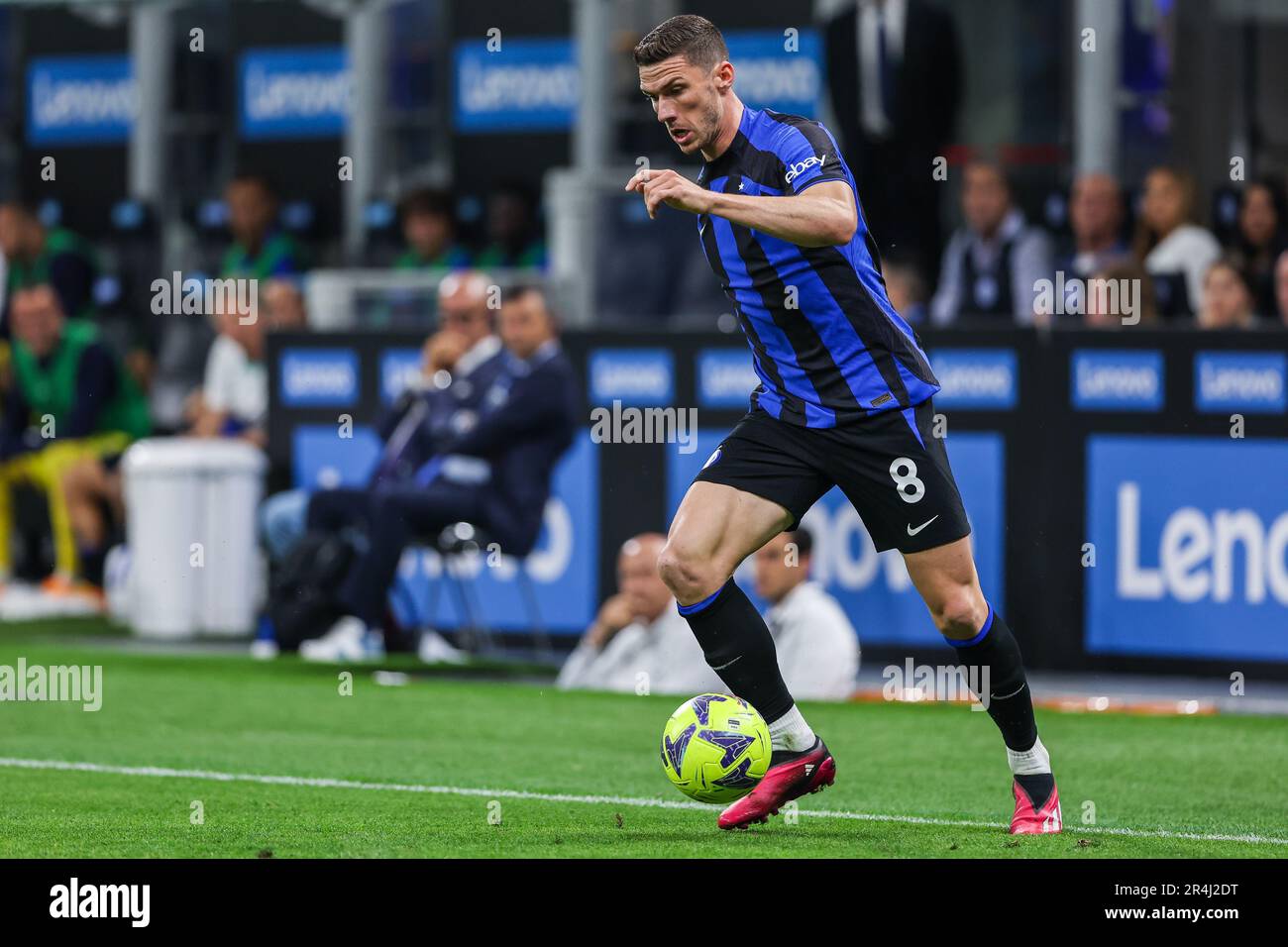 Robin gosens inter hi-res stock photography and images - Alamy