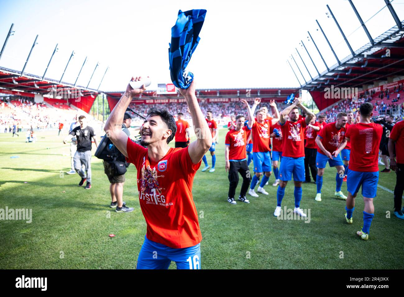 Kevin sessa hi-res stock photography and images - Alamy