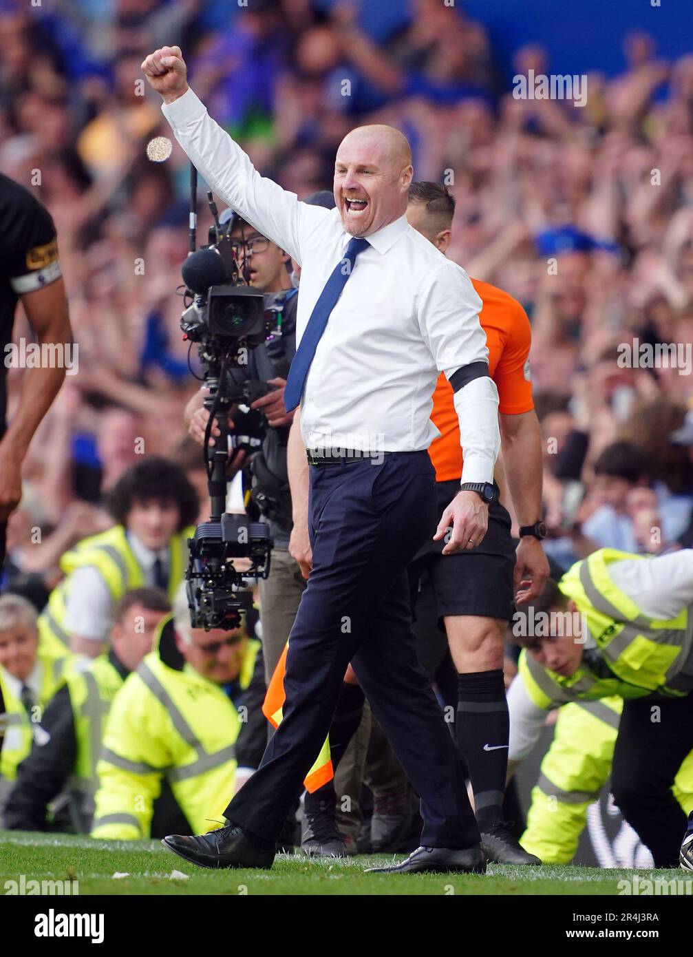 Everton manager Sean Dyche celebrates securing their safety after ...