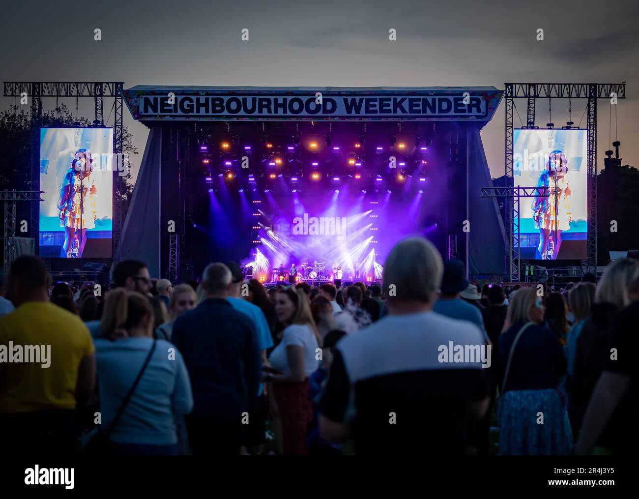 Neighbourhood weekender crowd hi-res stock photography and images - Alamy