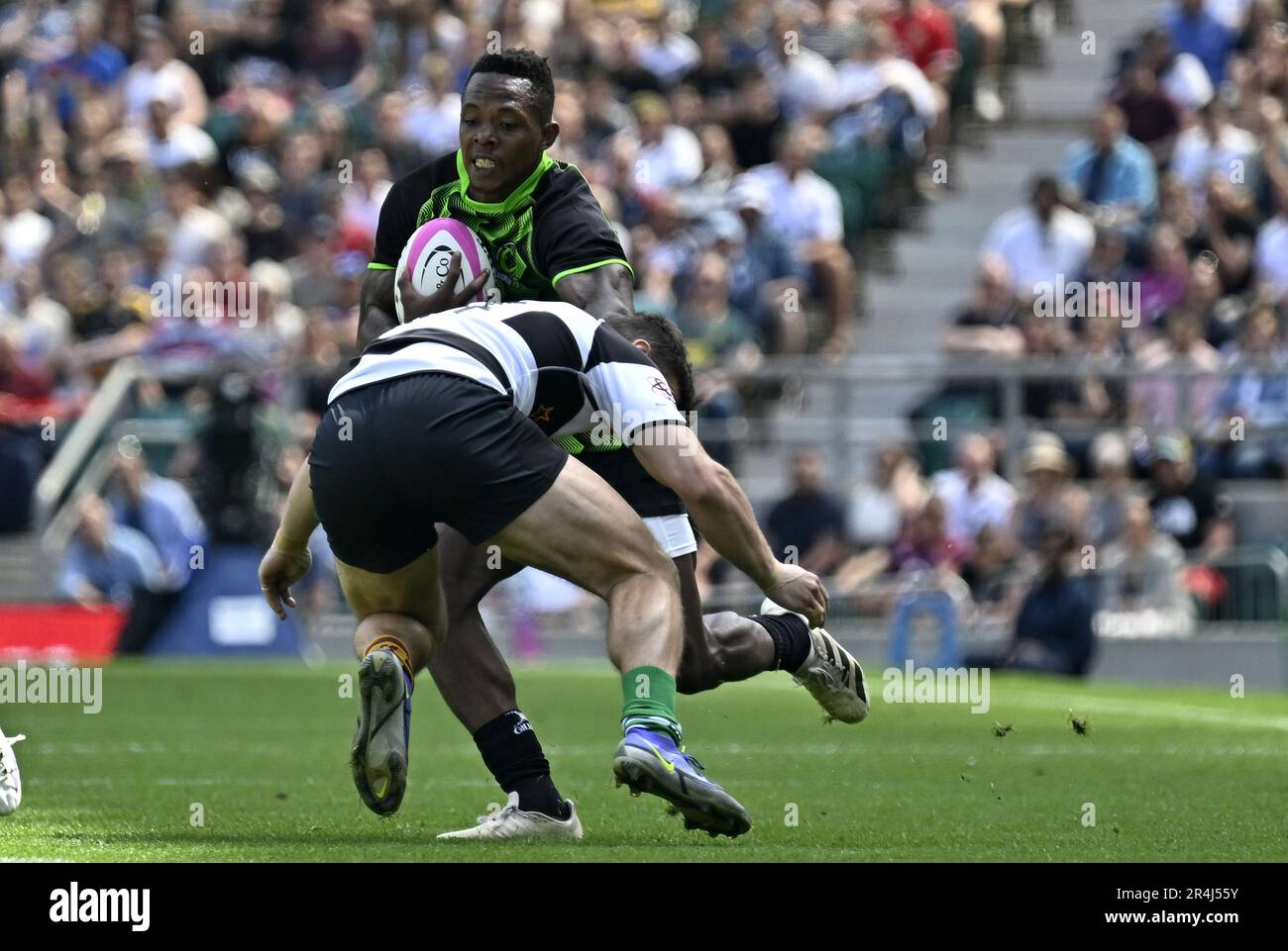 Twickenham, United Kingdom. 28th May, 2023. Barbarians Vs World XV ...