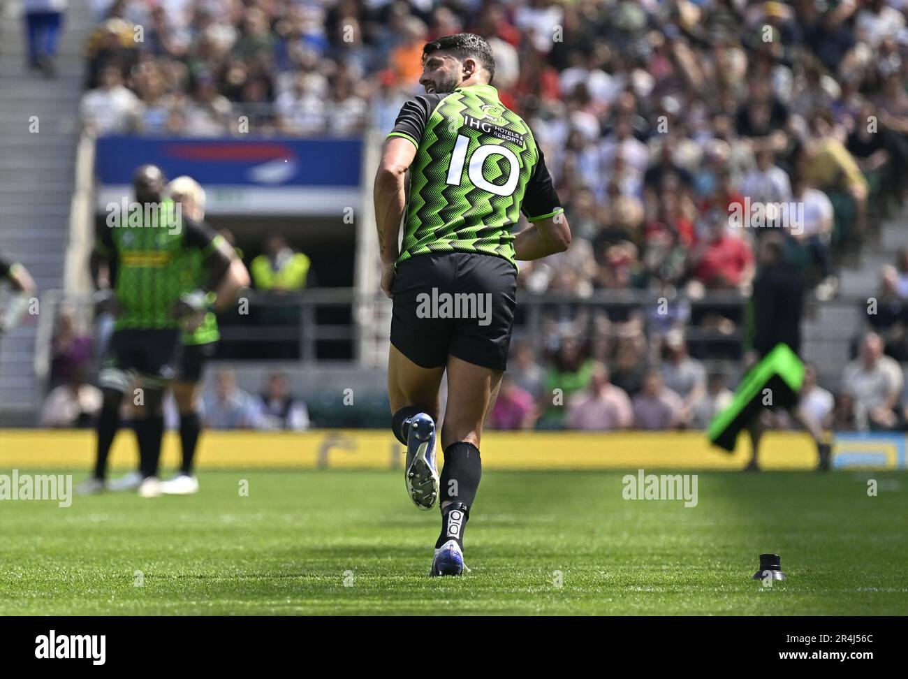 Twickenham, United Kingdom. 28th May, 2023. Barbarians Vs World XV ...
