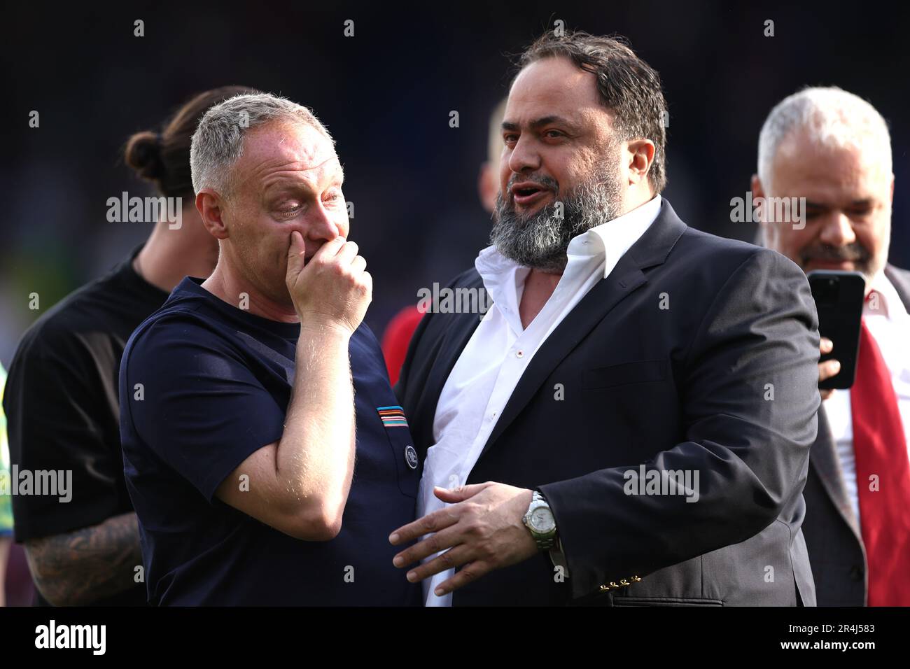 Nottingham Forest owner Evangelos Marinakis (right) with Nottingham ...