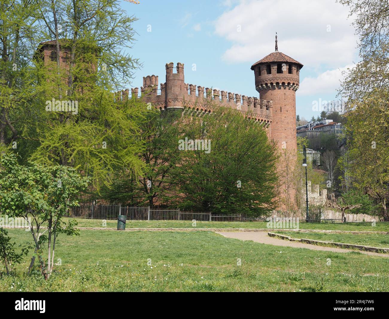 Castello Medievale translation Medieval Castle in Parco del Valentino ...