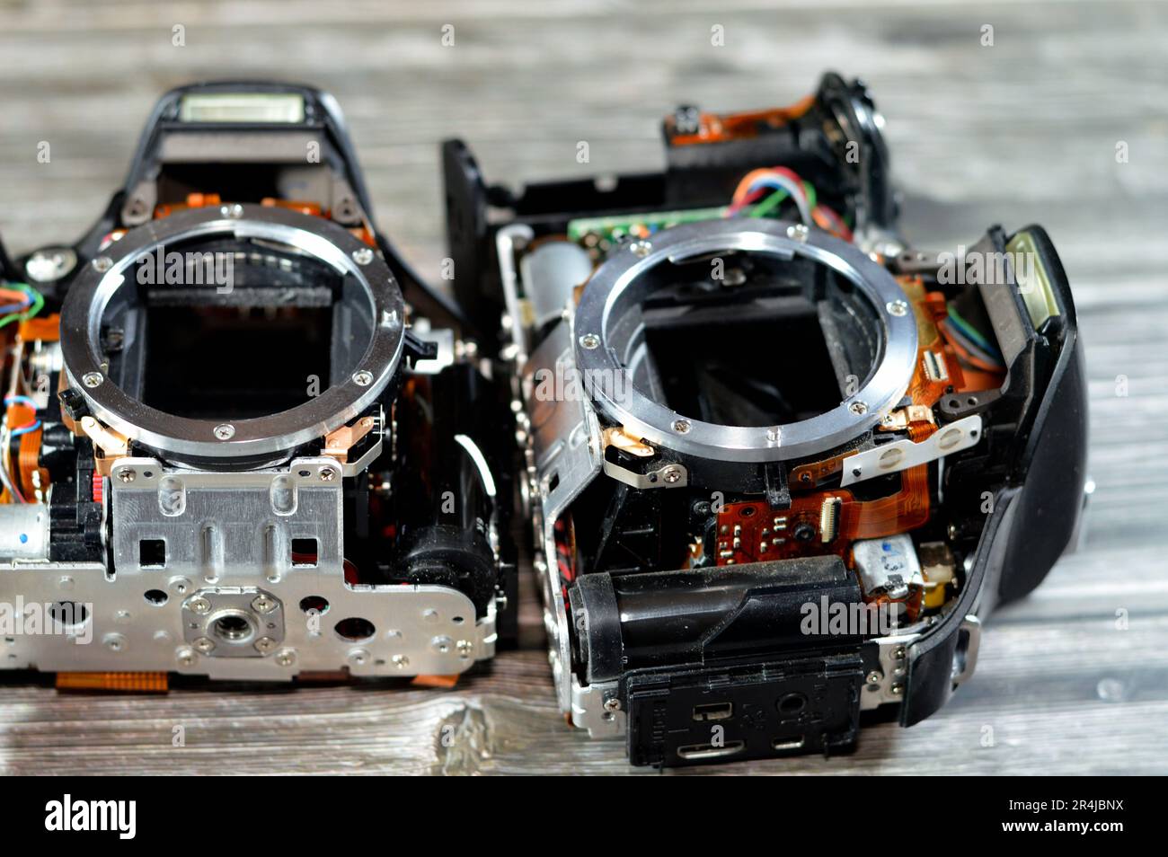 Slr camera bodies hi-res stock photography and images - Alamy
