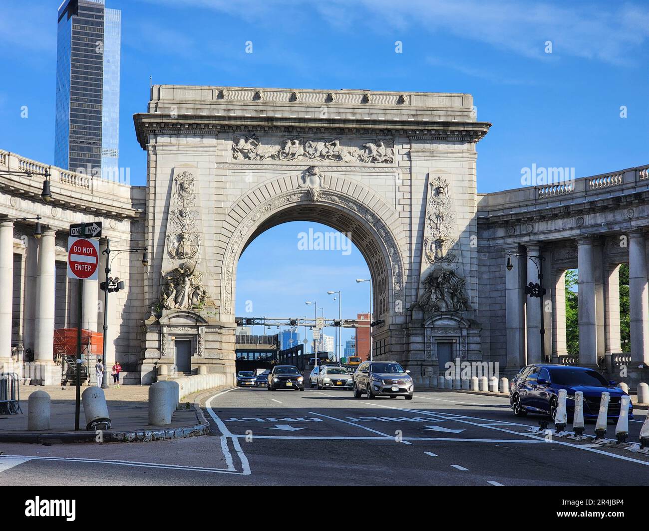 New York City Manhattan Bridge suspension bridge that crosses the East ...