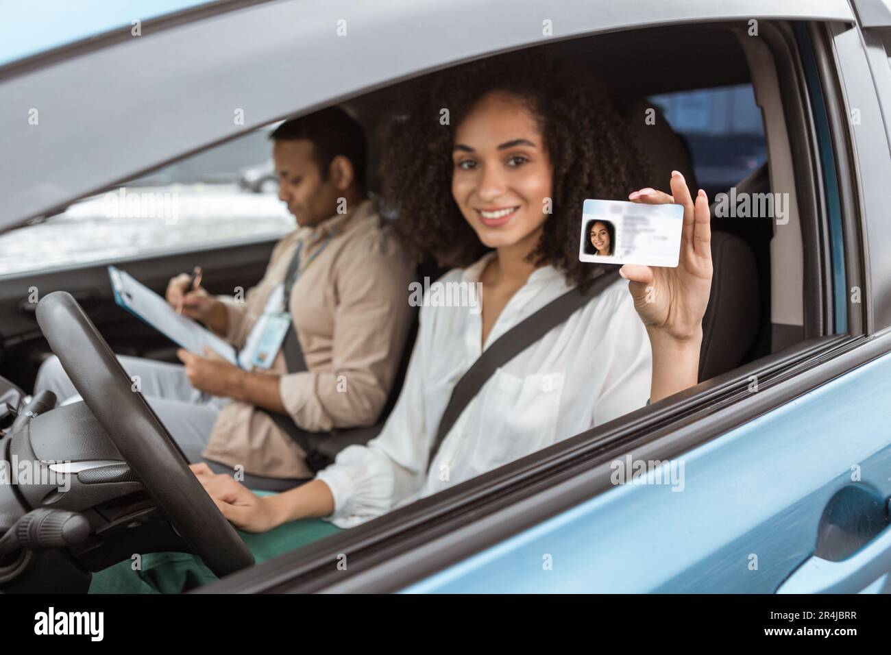 Indian showing id card hi-res stock photography and images - Alamy