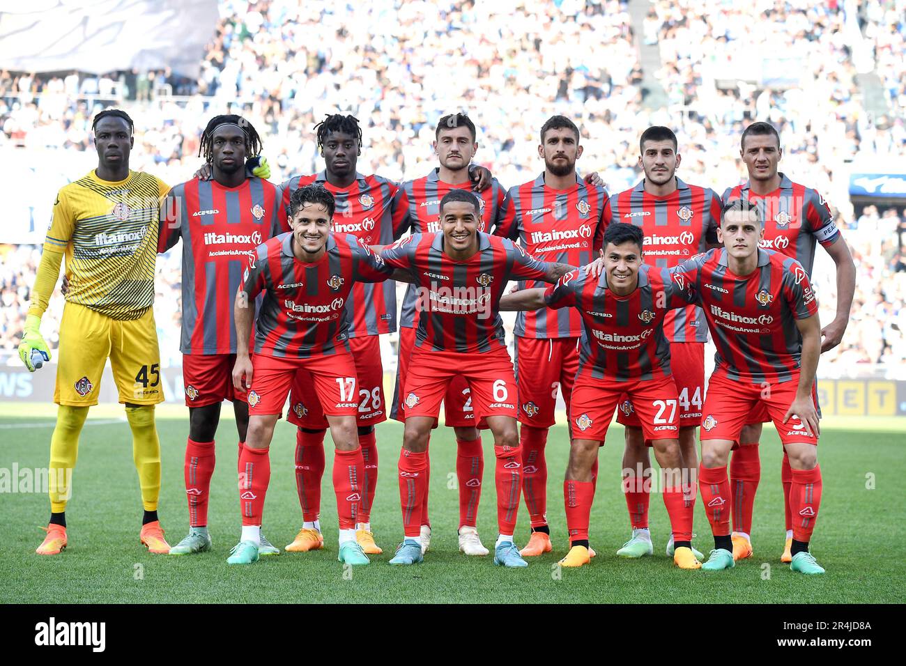 Cremonese team hi-res stock photography and images - Alamy