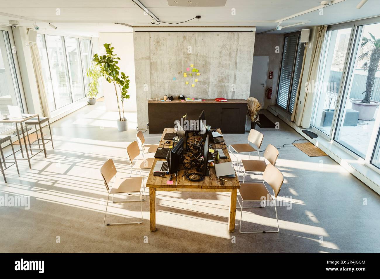 High tech offices hi-res stock photography and images - Alamy