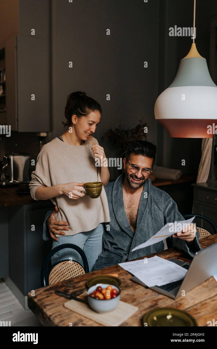 Document with tables hi-res stock photography and images - Alamy