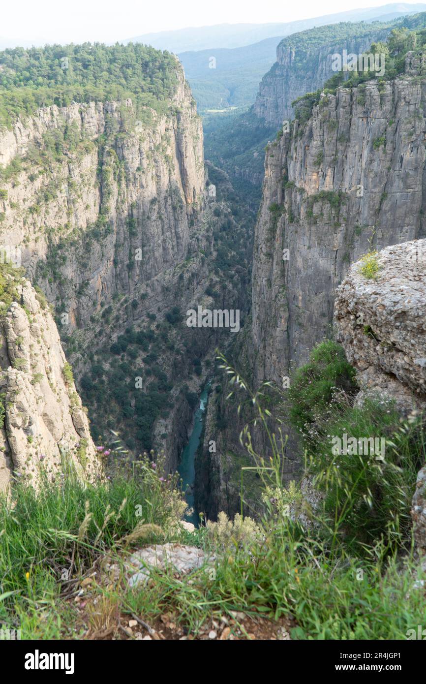 Panoramic cliff top view hi-res stock photography and images - Alamy