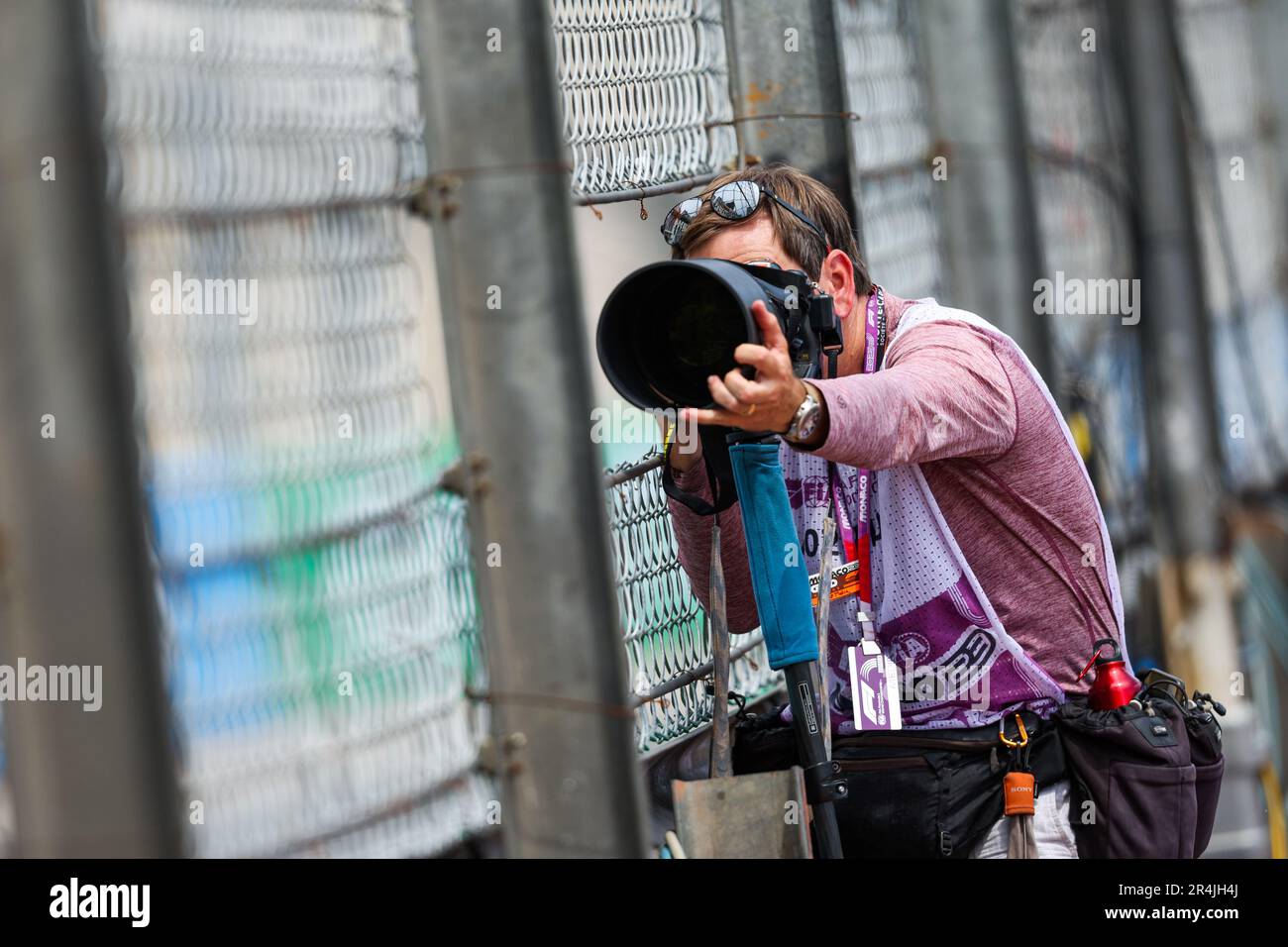 Photographer Jamey Price at work during the Formula 1 Grand Prix de ...
