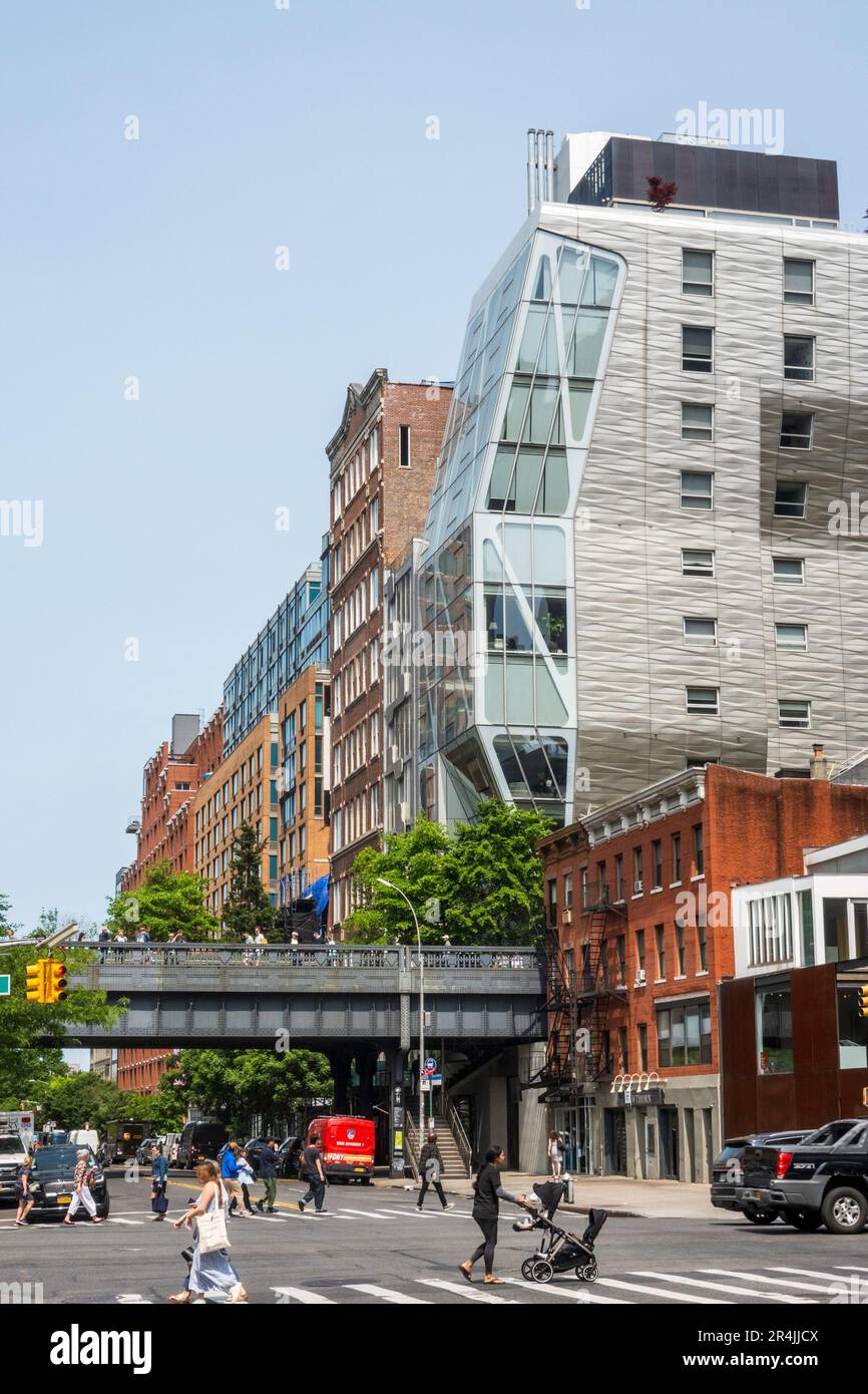 Modern buildings adjacent to the High Line in the Chelsea neighborhood ...