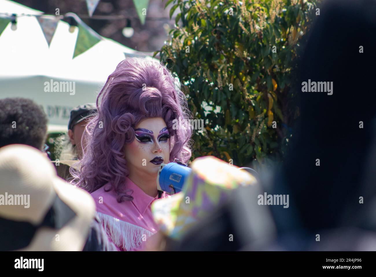 London, United Kingdom - May 27th 2023: Counter-Protesters at the Honor ...