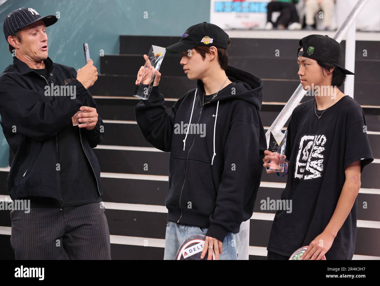 Tokyo, Japan. 28th May, 2023. (L-R) Carlos Ribeiro of Brazil, Yuto ...