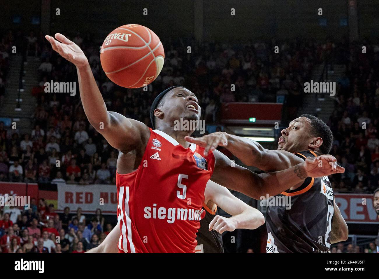 Deutscha baskertball bundesliga hi-res stock photography and images - Alamy