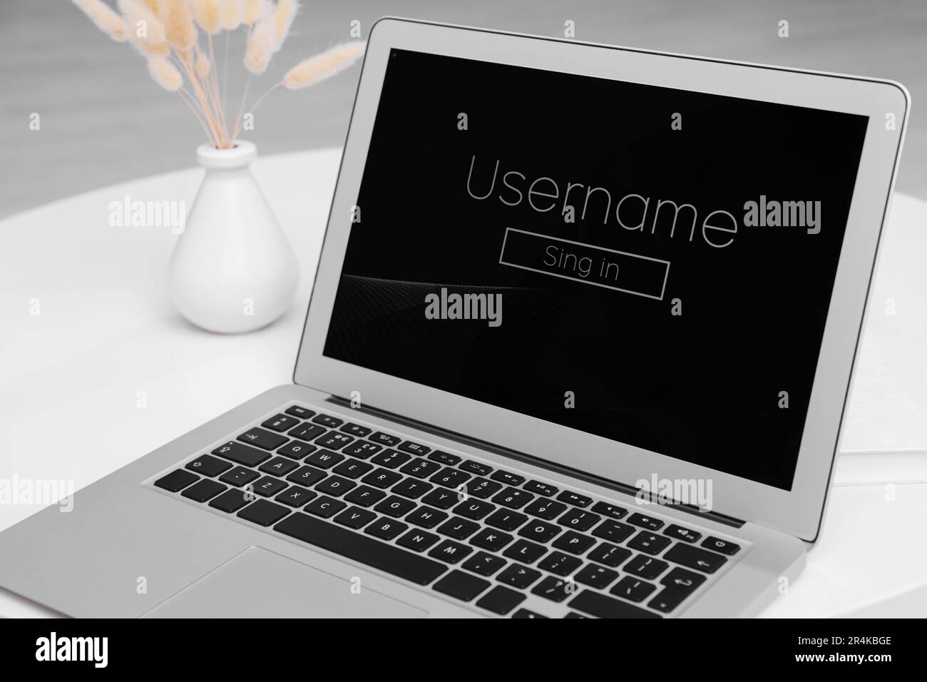 Table blocked hi-res stock photography and images - Alamy