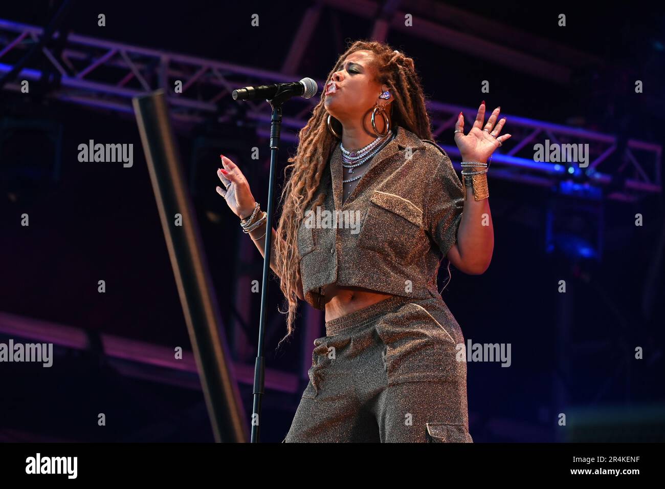 Kelis hi-res stock photography and images - Alamy