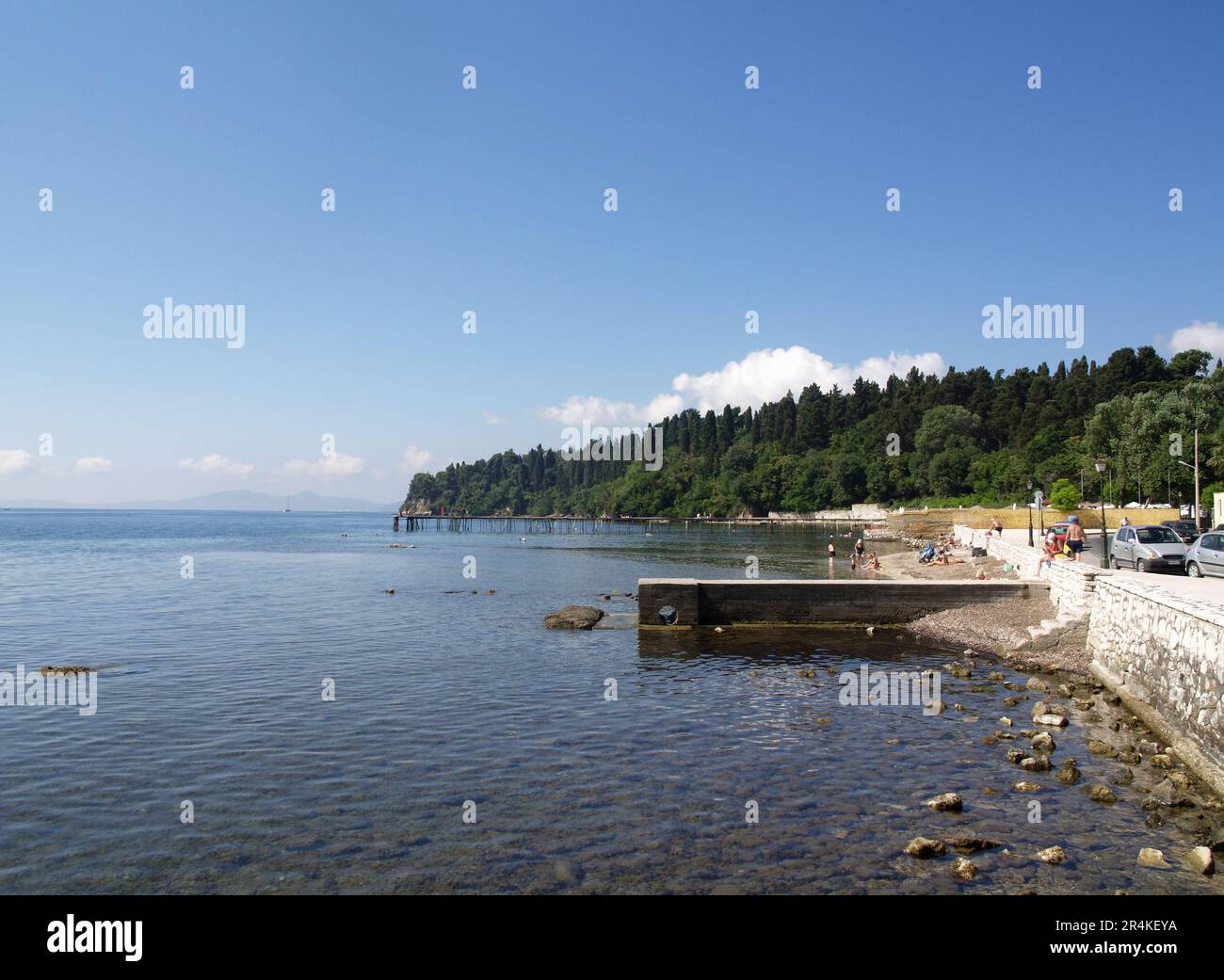 Mon Repos Beach, Anemomylos, Garitsa Bay, Corfu, Greece Stock Photo - Alamy