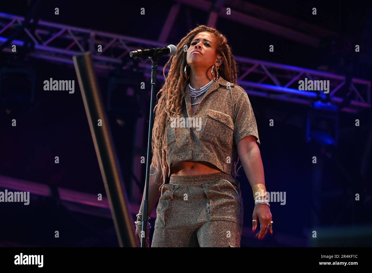Kelis hi-res stock photography and images - Alamy