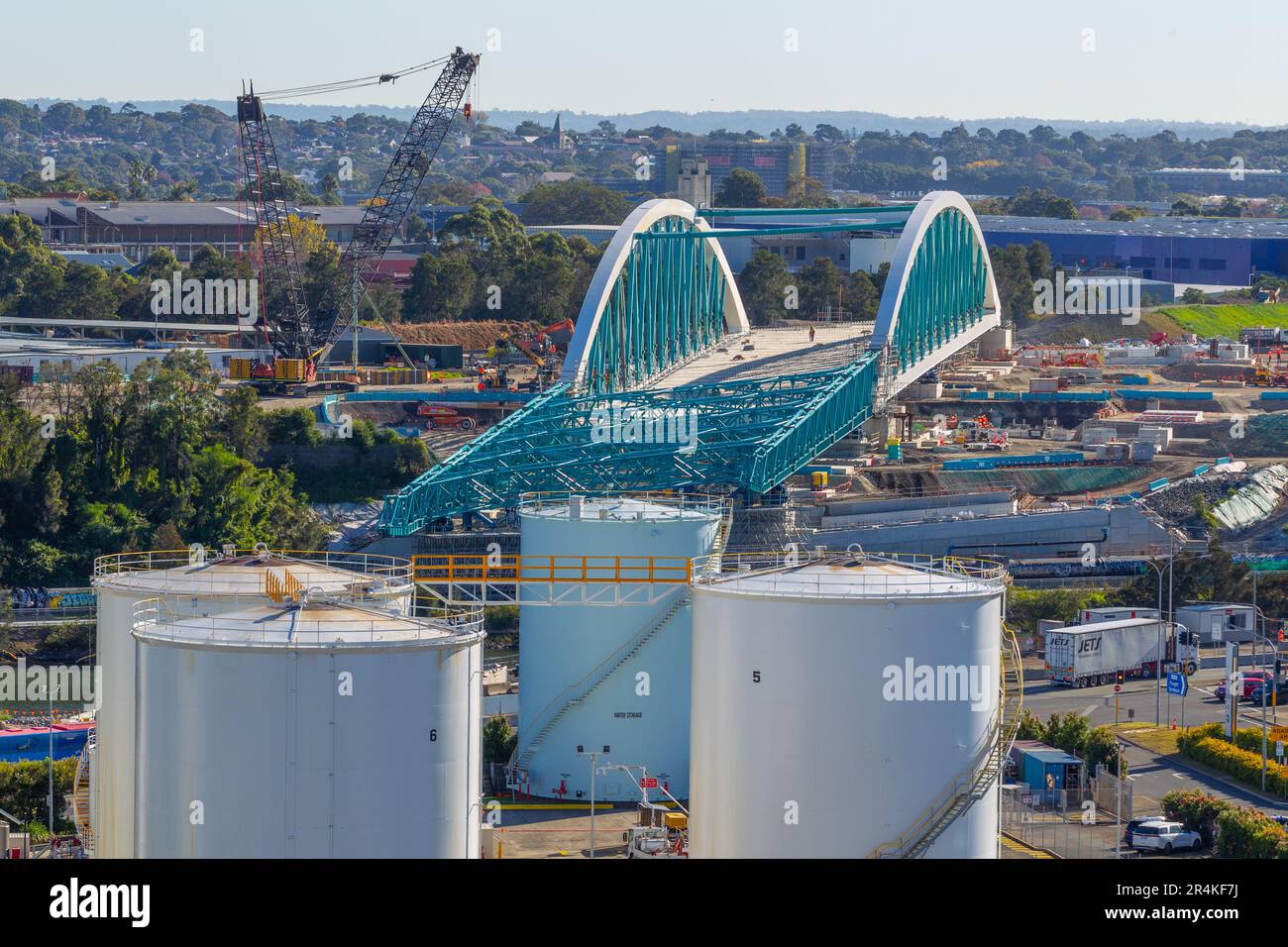 Construction of a new bridge over the Alexandra Canal at Tempe Reserve ...