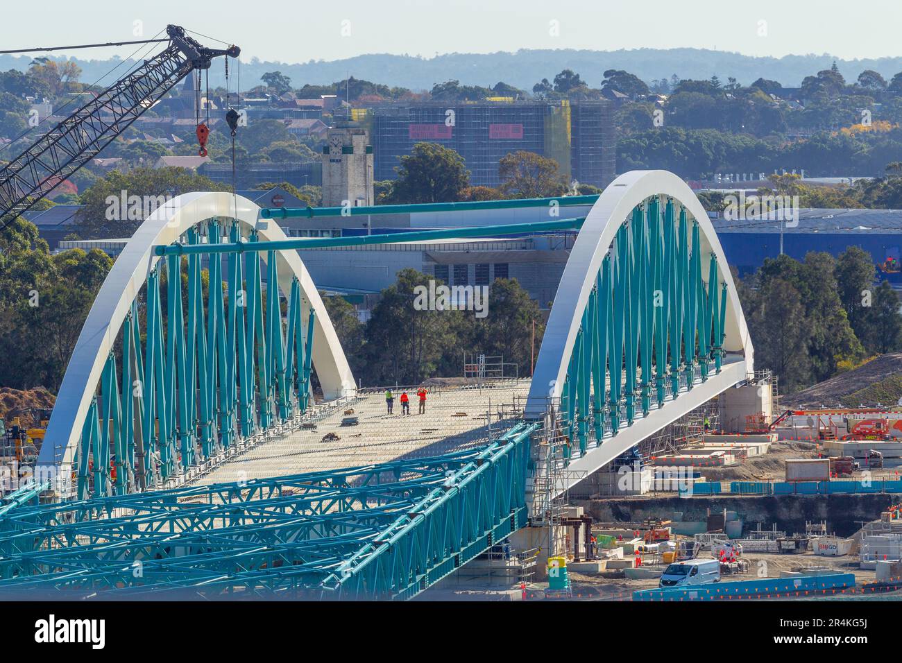 Construction of a new bridge over the Alexandra Canal at Tempe Reserve ...