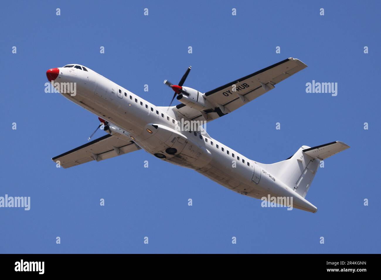 DAT DANISH AIR TRANSPORT THE ONLY AIRLINE THAT CONNECTS SICILY TO ...