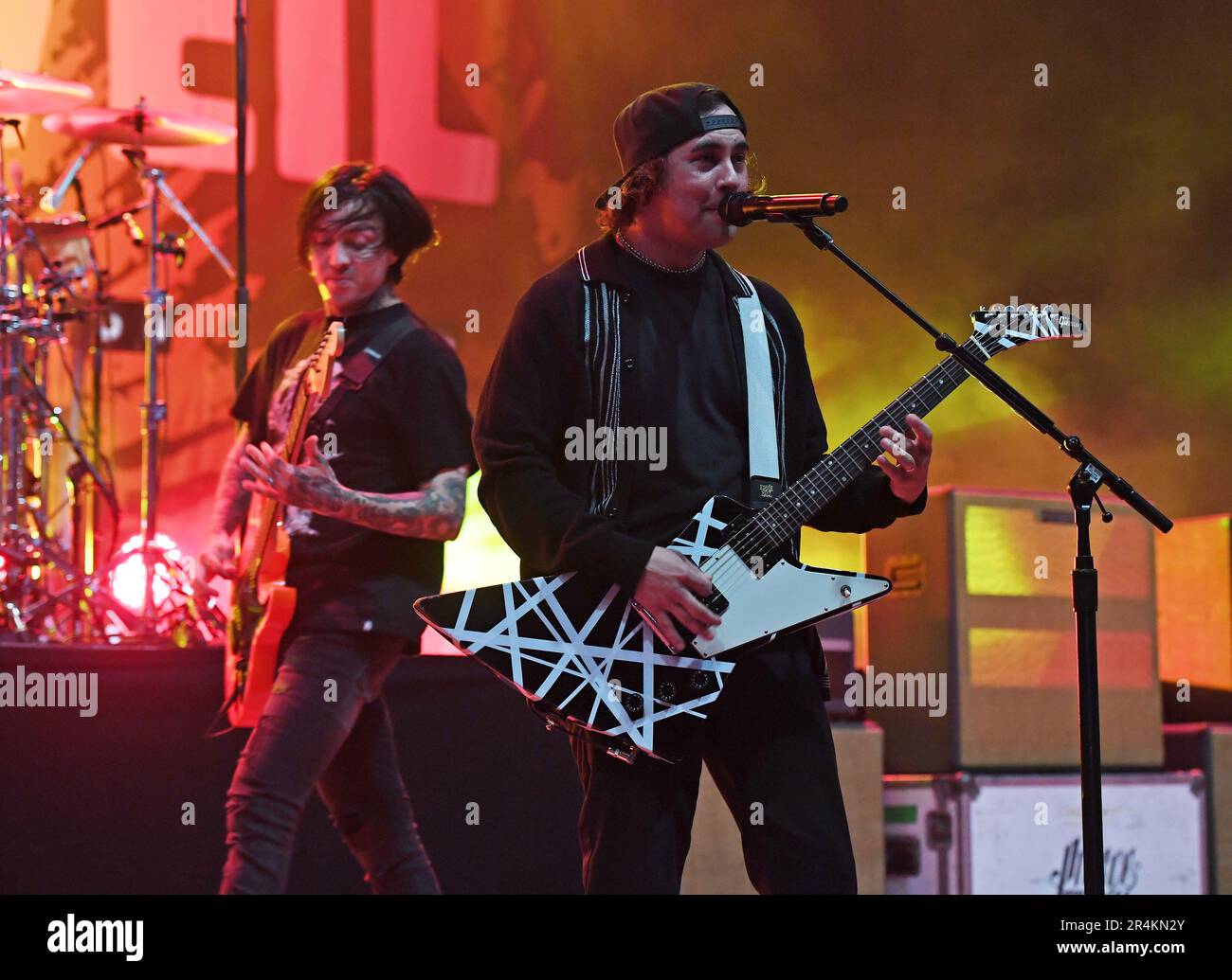 Pierce the veil vic fuentes 2023 hi-res stock photography and images ...