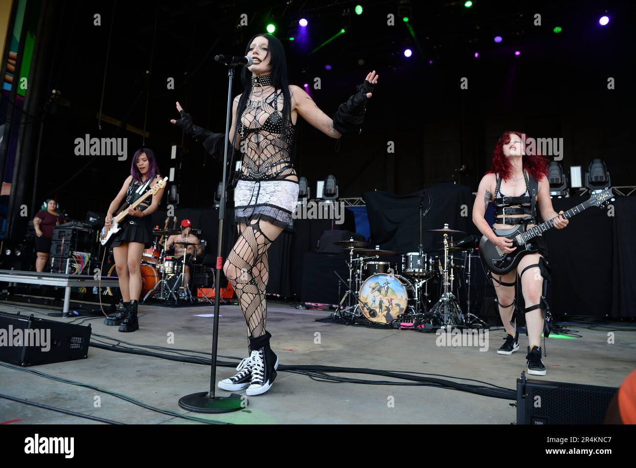 Romy flores hi-res stock photography and images - Alamy