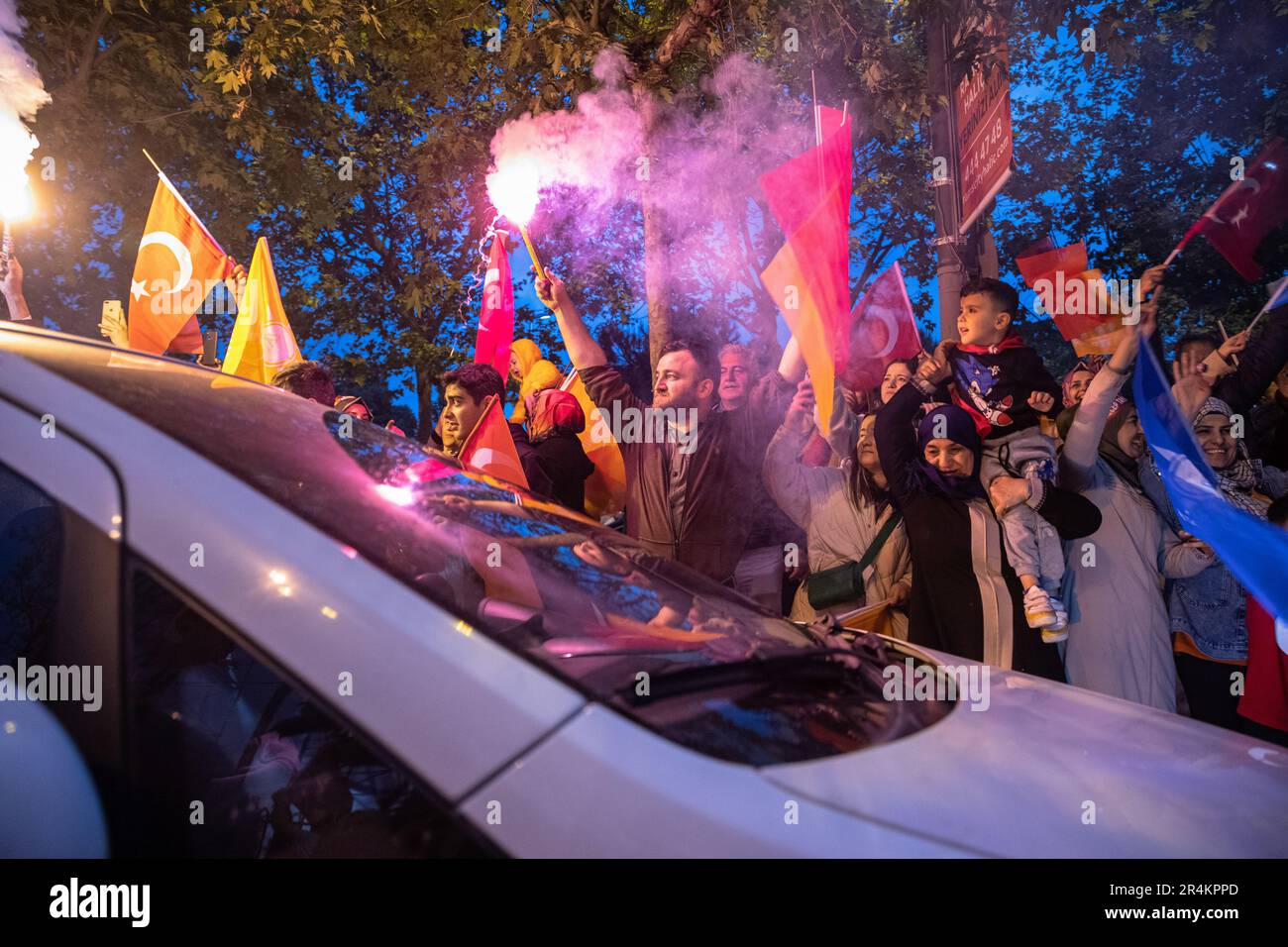 Ak party hi-res stock photography and images - Alamy