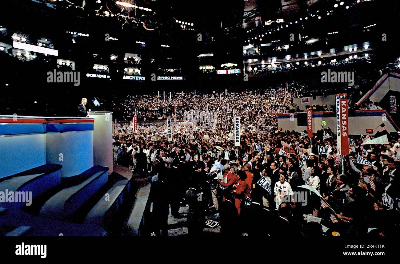 NEW YORK, NEW YORK - JULY 16, 1992 Governor of Arkansas Bill Clinton ...
