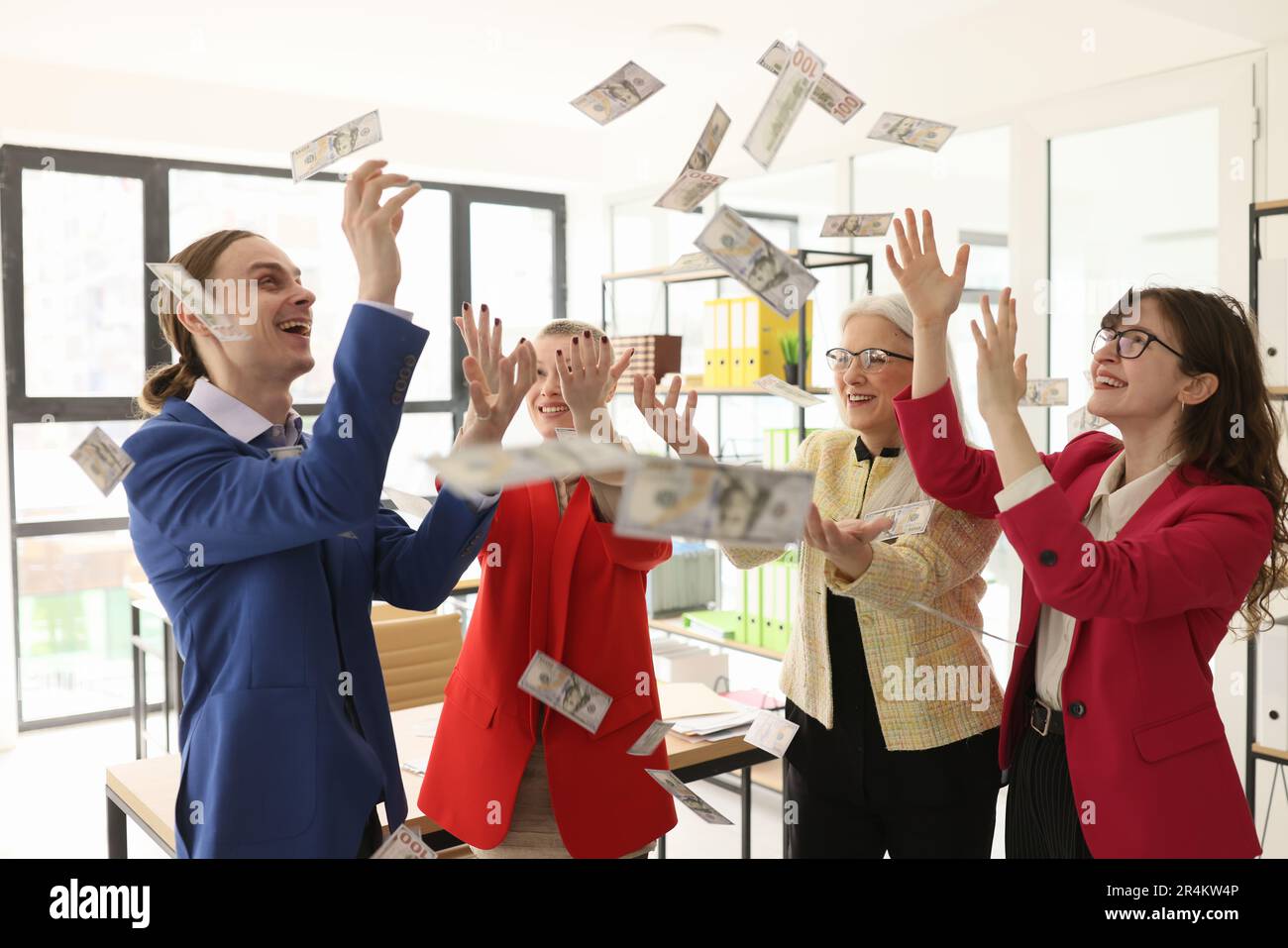 Teamwork achievement catch hi-res stock photography and images - Alamy